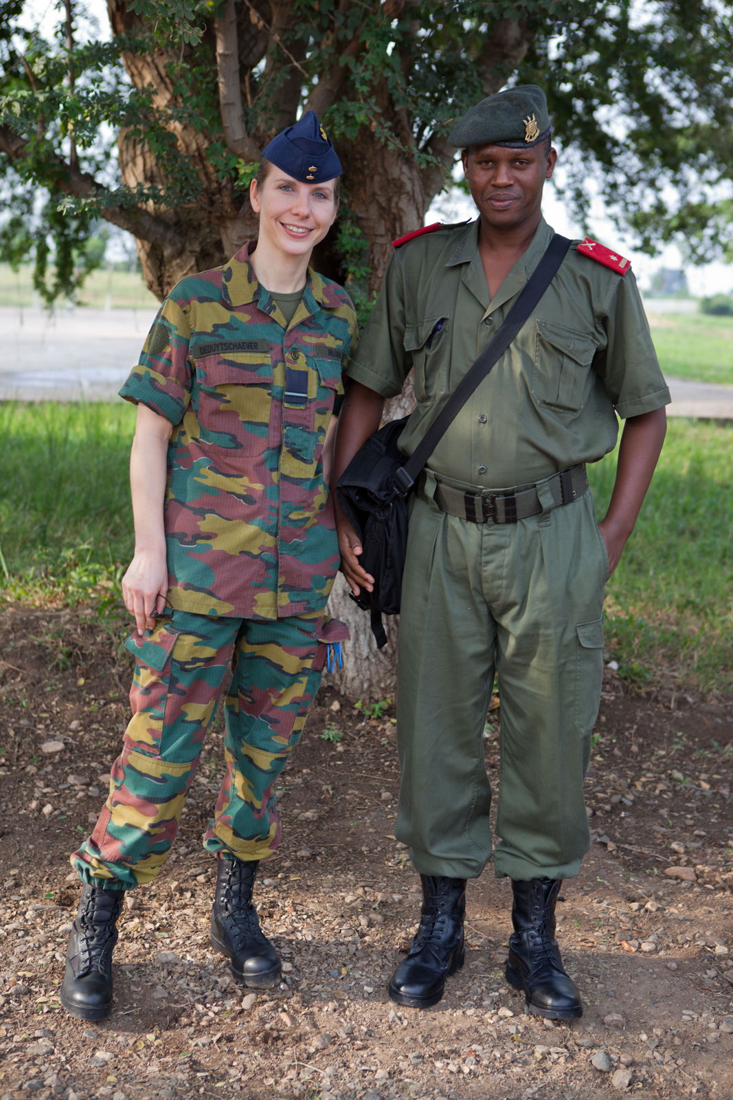 © Ritchie Sedeyn – Girls in Uniform