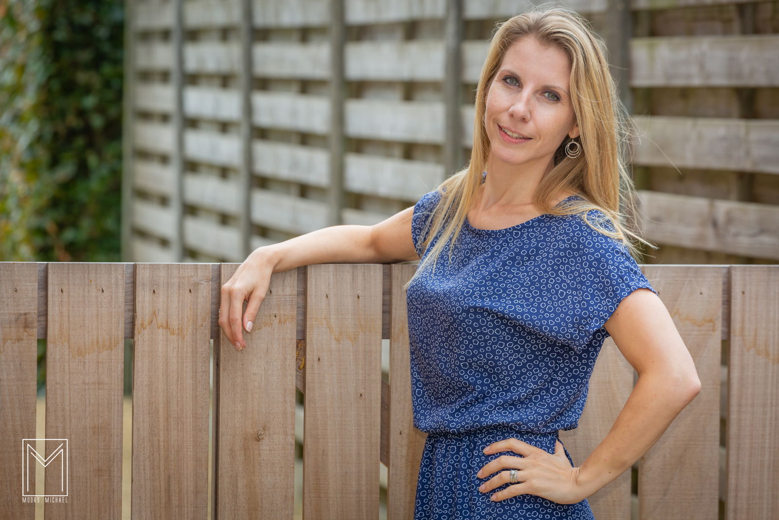 Wat een Lux! – Girls in Uniform