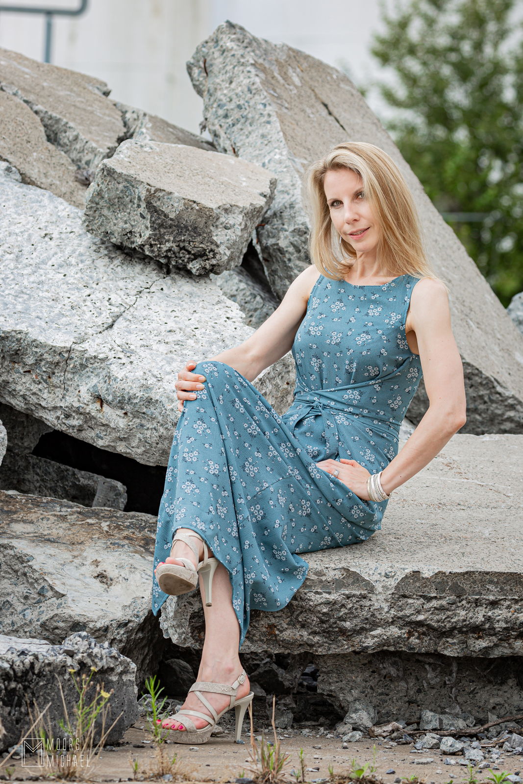 Heerlijk ingewikkeld – de Kielo Wrap Dress van Named – Girls in Uniform