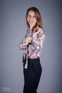 Lovely Lova t(w)o(o) – Girls in Uniform