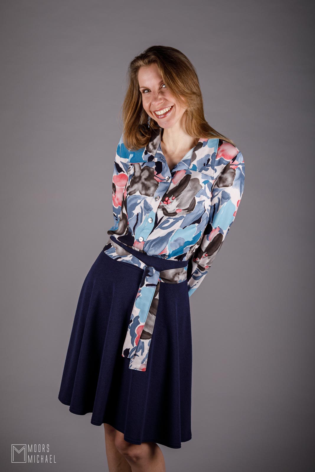 Lova III – de weg naar de perfecte blouse – Girls in Uniform