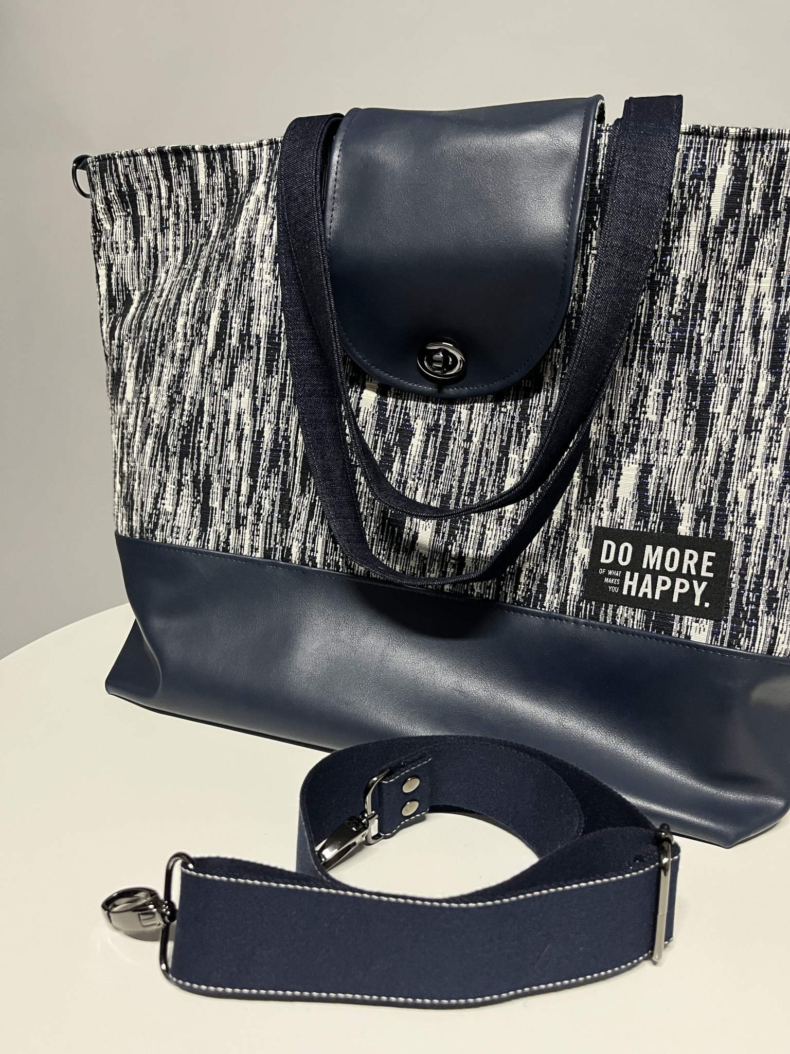 Explorer Tote – mijn zelfgemaakt cadeau – Girls in Uniform